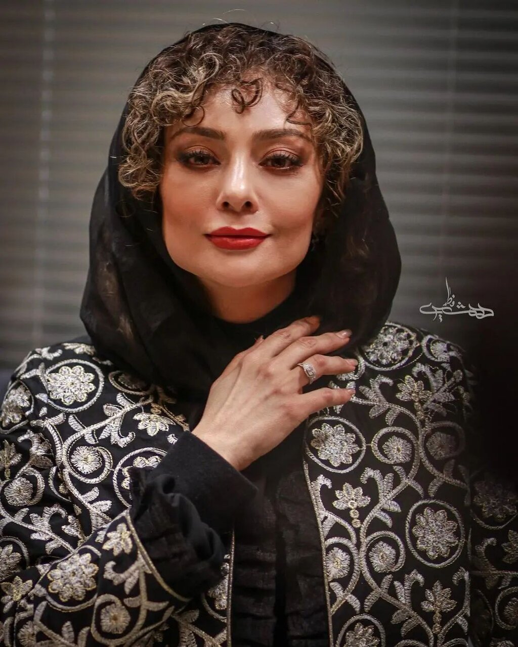 ژست‌های صمیمانه یکتا ناصر و کامبیز دیرباز؛ استایل آقای بازیگر خبرساز شد