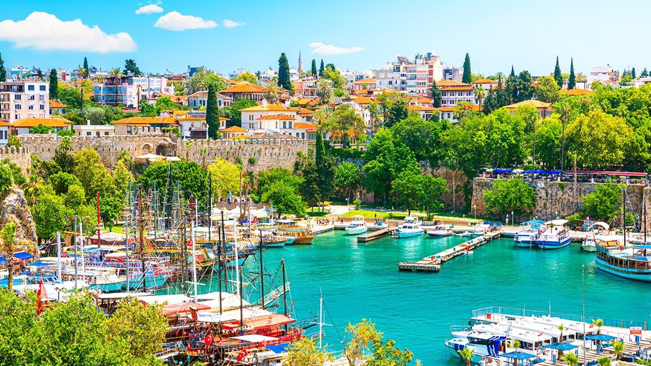 تور وان ترکیه چند؟ + جدول قیمت تور ویژه اردیبهشت