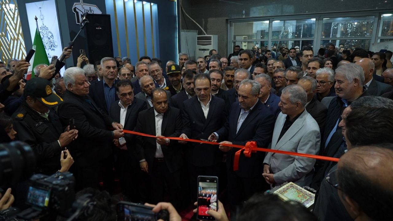 نوزدهمین نمایشگاه طلا و جواهر تبریز افتتاح شد+ عکس